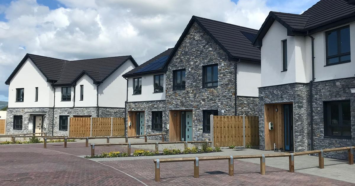 We hand over 18 affordable energy efficient homes with Clwyd Alyn in ...